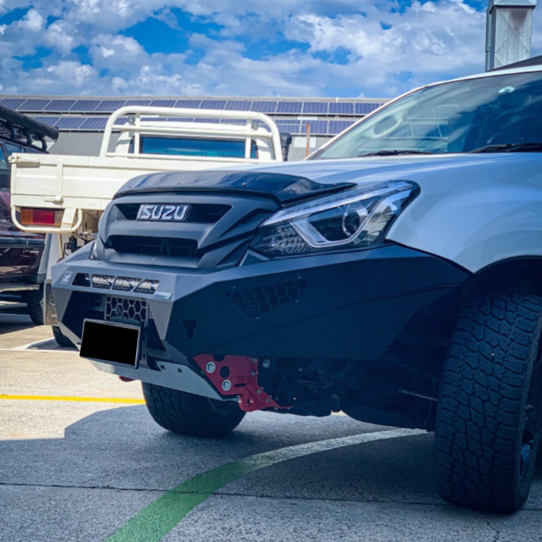 Predator Bull bar, Isuzu MUX 2017-2020 - Offroad Animal