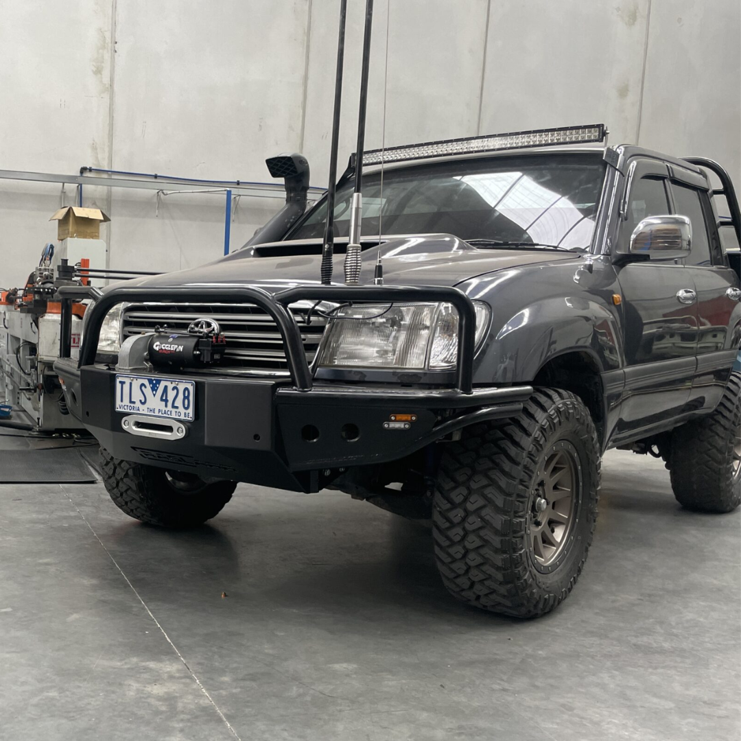 100 Series IFS Raslarr Azza Style Bull Bar