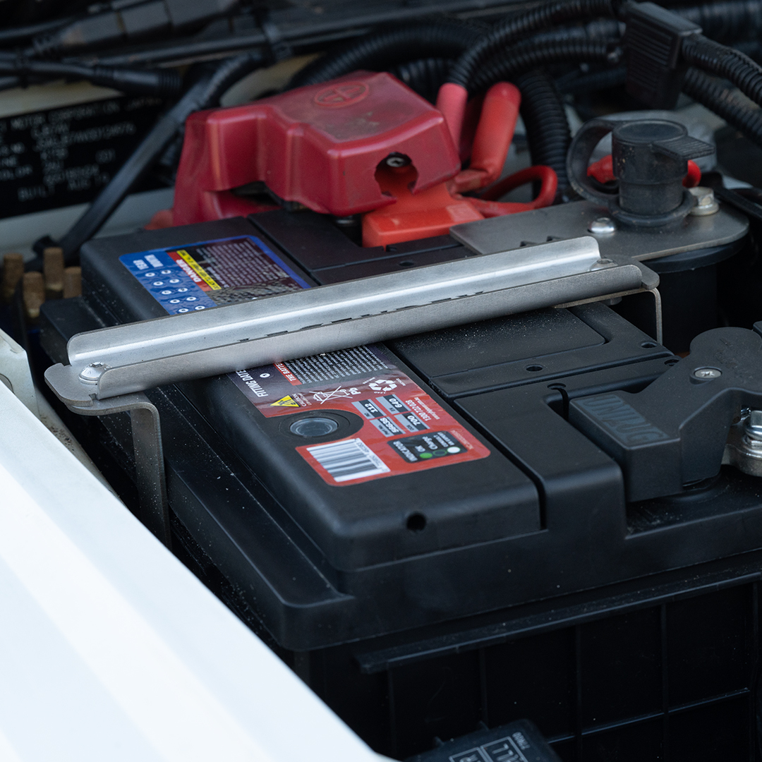 JB74 Suzuki Jimny Upgraded Battery Cradle to suit (DIN65LH)